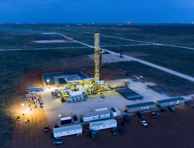 Oxy to Cut Permian Spending As Anadarko Purchase Dents Earni